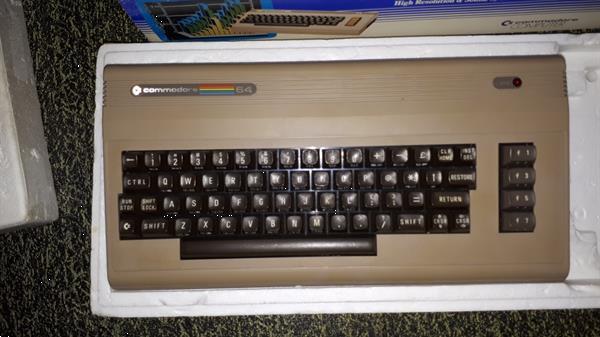 Commodore 64 Kopen | Commodore