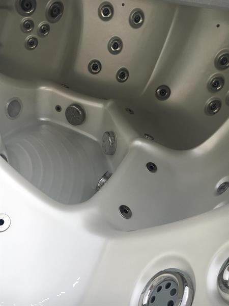 Jacuzzi Wellis Palermo Deluxe: Kopen | Zwembaden en Spa's