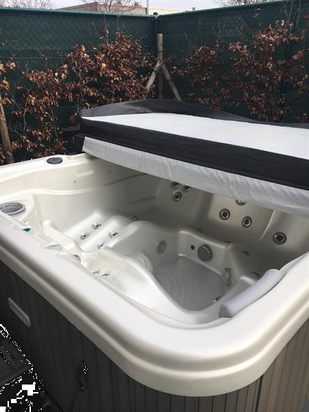 Jacuzzi Wellis Palermo Deluxe: Kopen | Zwembaden en Spa's