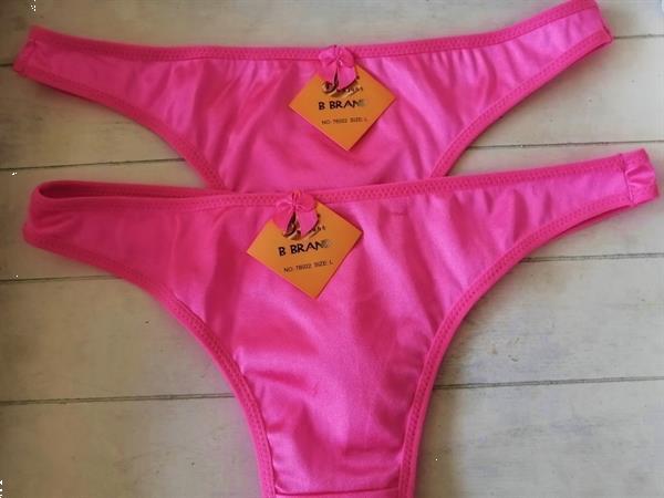 Gesatineerde String in Fuchsia / Fel Roze S-M-L Kopen | Ondergoed en ...
