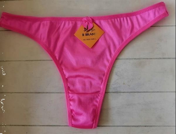 Gesatineerde String in Fuchsia / Fel Roze S-M-L Kopen | Ondergoed en ...